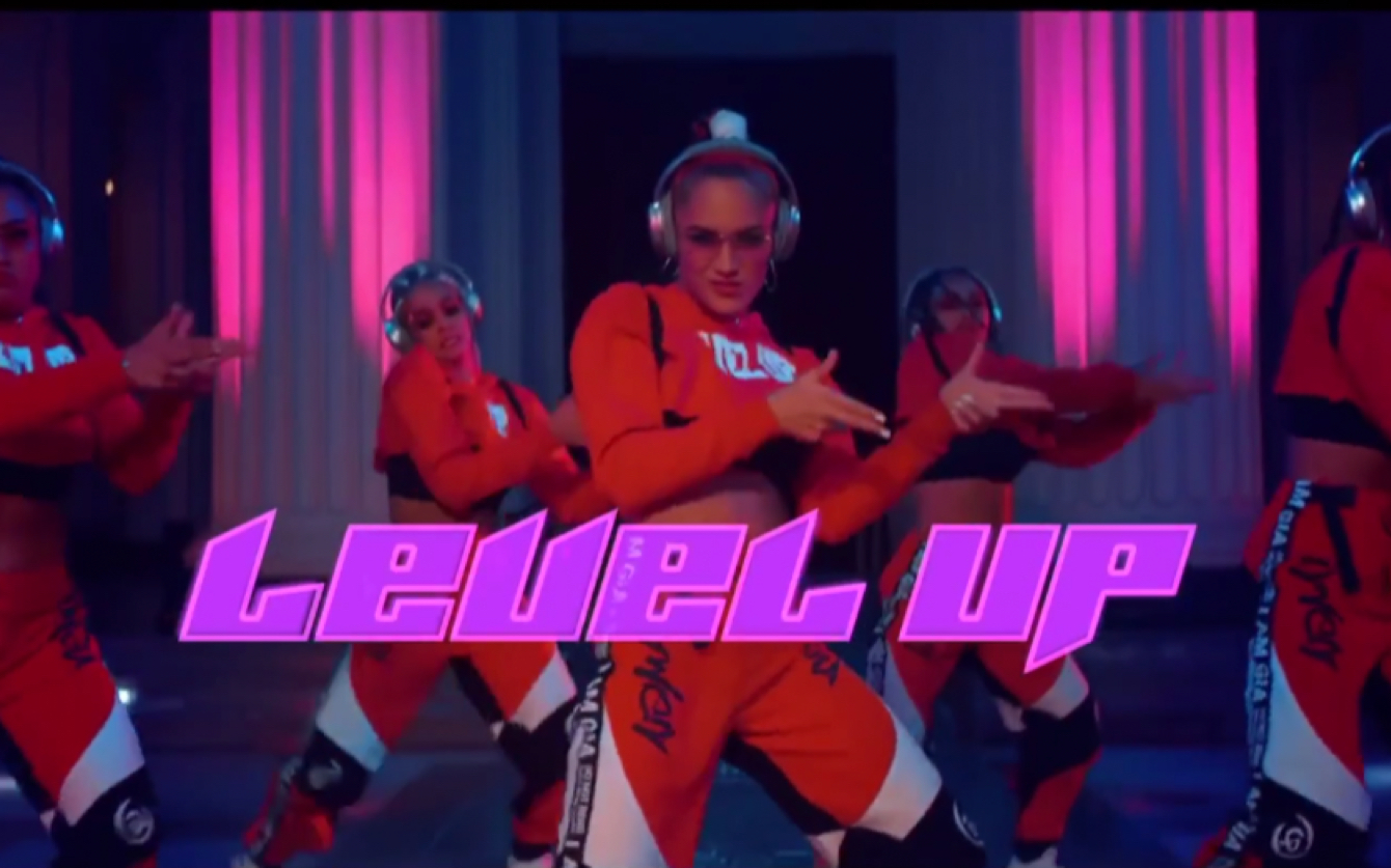 【官方MV】Level Up—Ciara，一发行就引数万人模仿，国外相当火爆。_哔哩哔哩_bilibili
