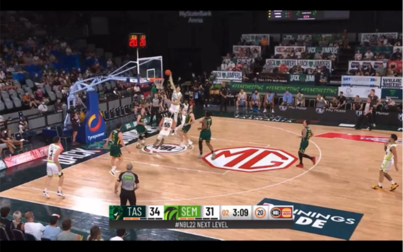 周琦开局不佳强势回归18分9板拿下MVP-NBL东南墨尔本凤凰队-NBL东南墨尔本凤凰队-哔哩哔哩视频