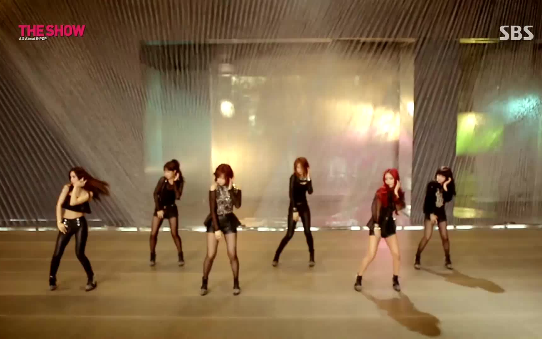 AOA - Miniskirt + Like A Cat (141221 SBS Gayo Daejun)-带带带艺术家vv-冲冲冲-哔哩哔哩视频