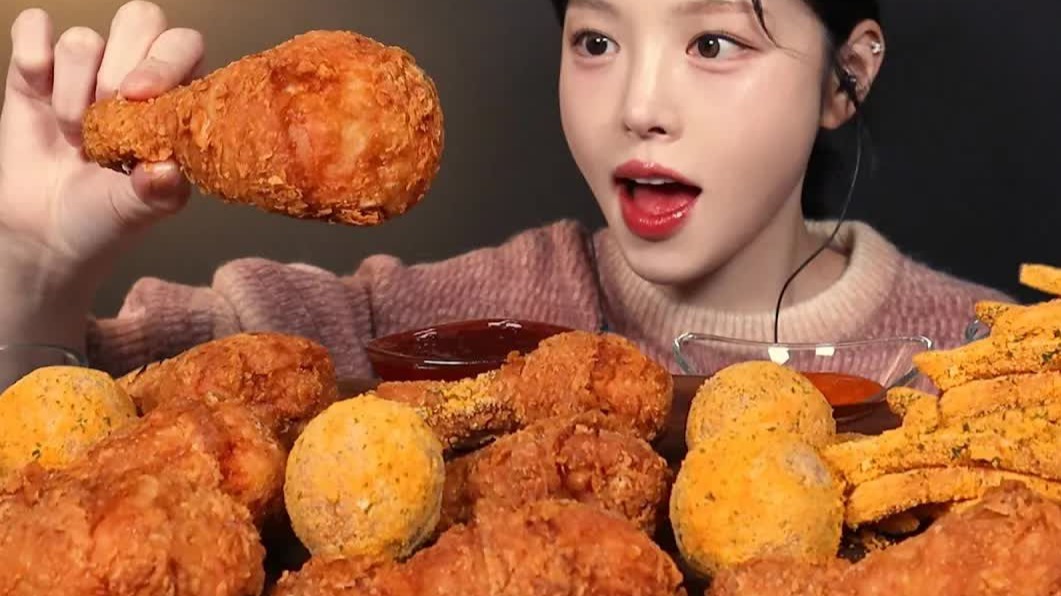 【Boki 中字】可乐配炸鸡，这才是最放松的吃法！！-BOKI小姐姐-BOKI小姐姐-哔哩哔哩视频