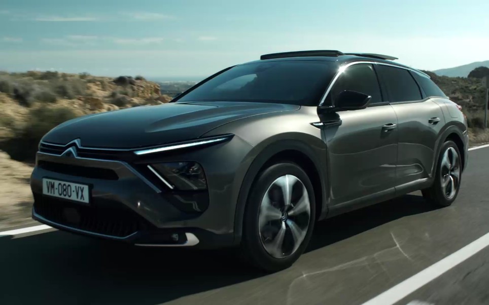 东风雪铁龙C5X官方宣传片_哔哩哔哩_bilibili