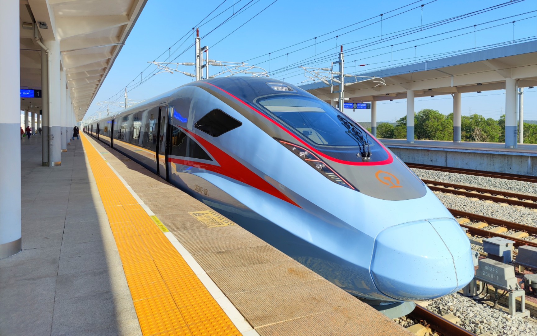 江湛铁路首次开行CR300AF台山进、出站_哔哩哔哩 (゜-゜)つロ 干杯~-bilibili