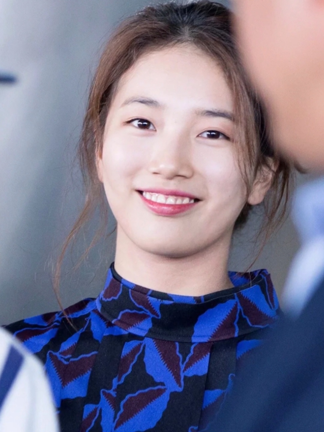 【秀智 SUZY】机场_哔哩哔哩_bilibili