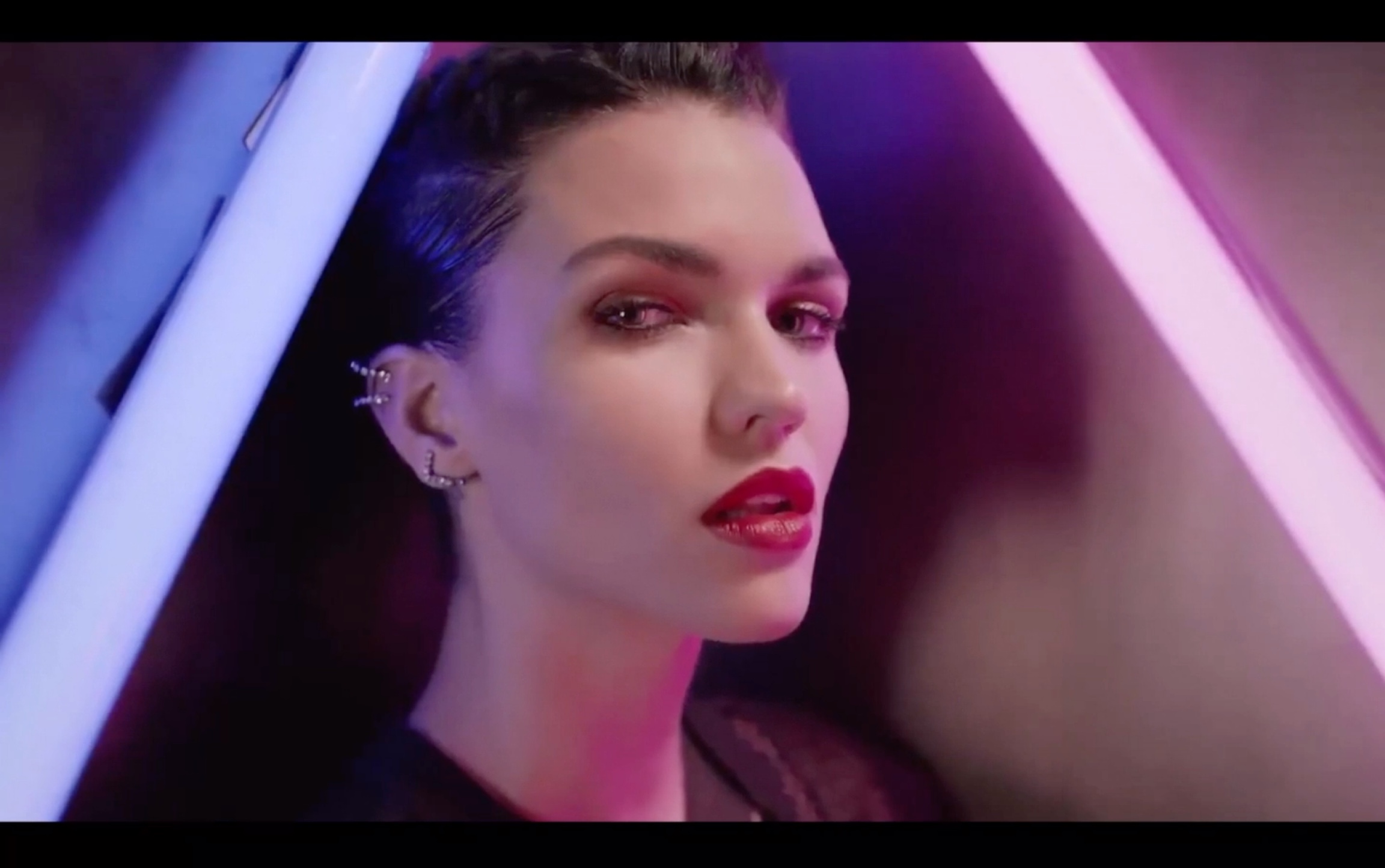 Ruby Rose混剪，肉肉果然不管怎么样都很美！_哔哩哔哩 (゜-゜)つロ 干杯~-bilibili