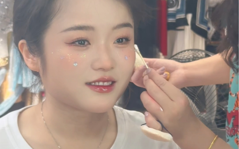 没有什么“流水线公主”，每个女孩都是独一无二的美～-朱朱诺Juno-朱朱诺Juno-哔哩哔哩视频