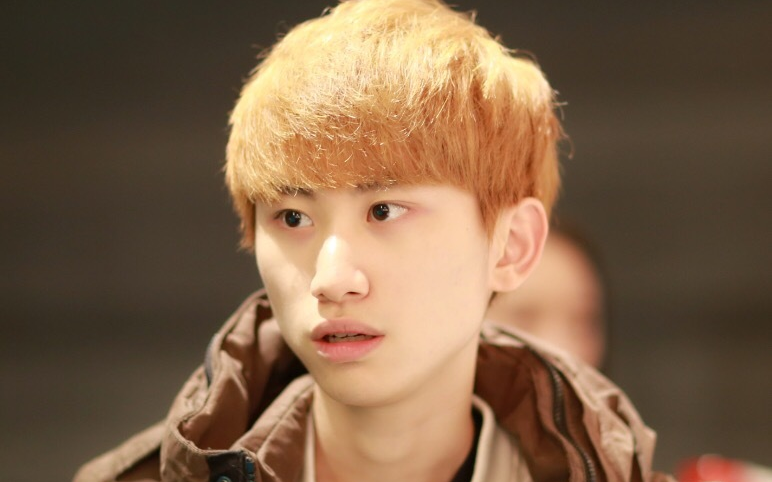 Doinb：我18岁的时候 追我的人从QG排到巴黎_英雄联盟