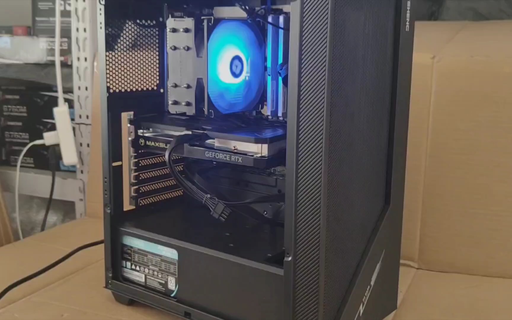 粉丝装机 预算4699包邮 i5 12400F+RTX4060 8G测试CS2，绝地求生吃鸡，RUST腐蚀-团长电脑-团长电脑-哔哩哔哩视频