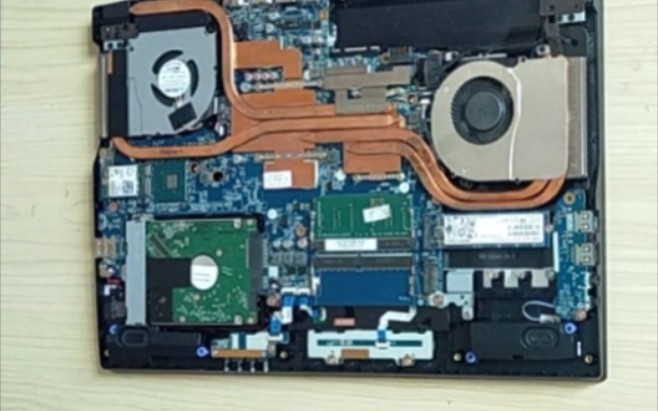 记录我给笔记本加内存条神舟战神Z7M-CU5NB_哔哩哔哩_bilibili