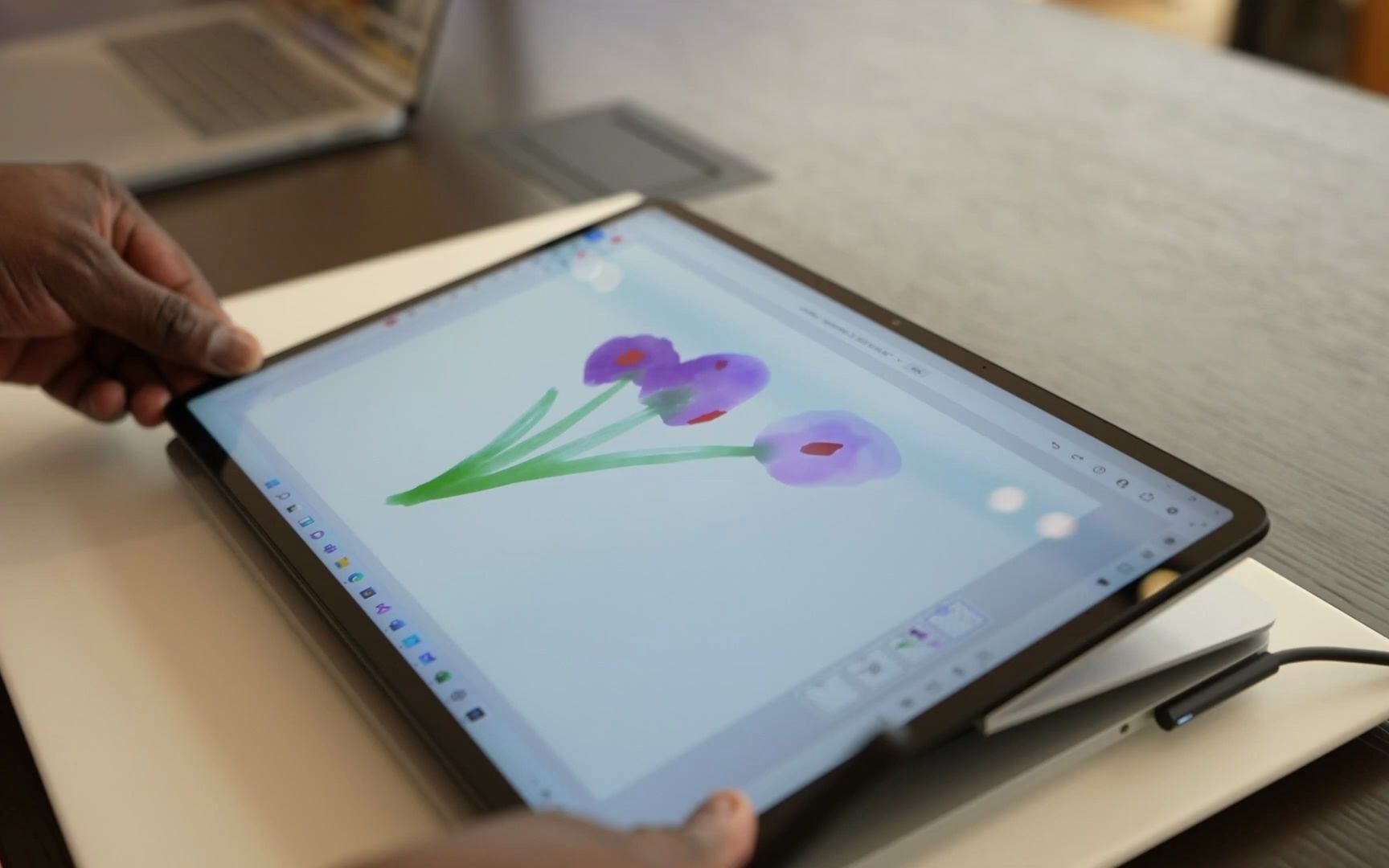 Surface Laptop Studio 上手体验_哔哩哔哩_bilibili