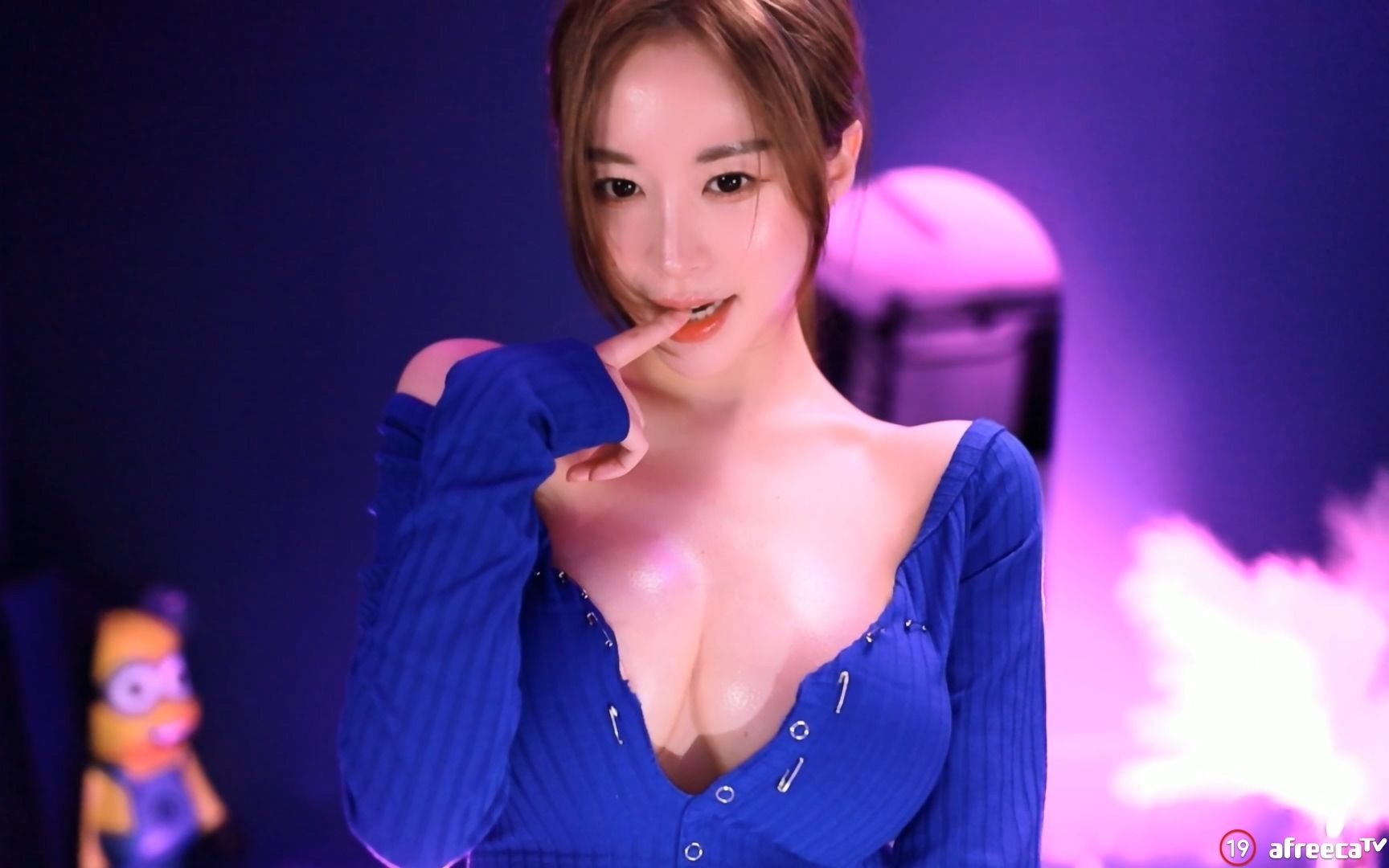 【AF19+】叶林 热舞·剪辑-电竞小2BB-电竞小2BB-哔哩哔哩视频