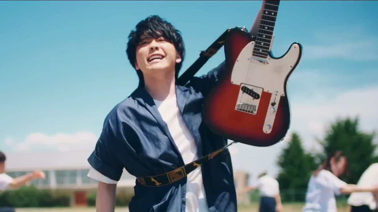 【ヨルシカ】「ただ君に晴れ (只给予你的晴天)」MV【ナブナ/n-buna × suis】-小猪乱撞-song-哔哩哔哩视频