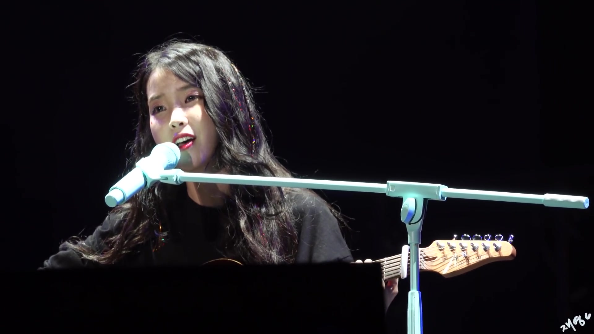 【最清晰|最好看的一版】4K IU翻唱宝贝_哔哩哔哩_bilibili