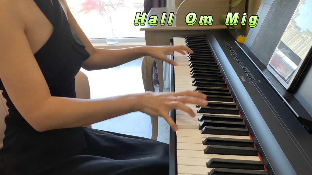 高燃战歌《 Hall Om Mig 》-弹钢琴的柯基-弹钢琴的柯基-哔哩哔哩视频