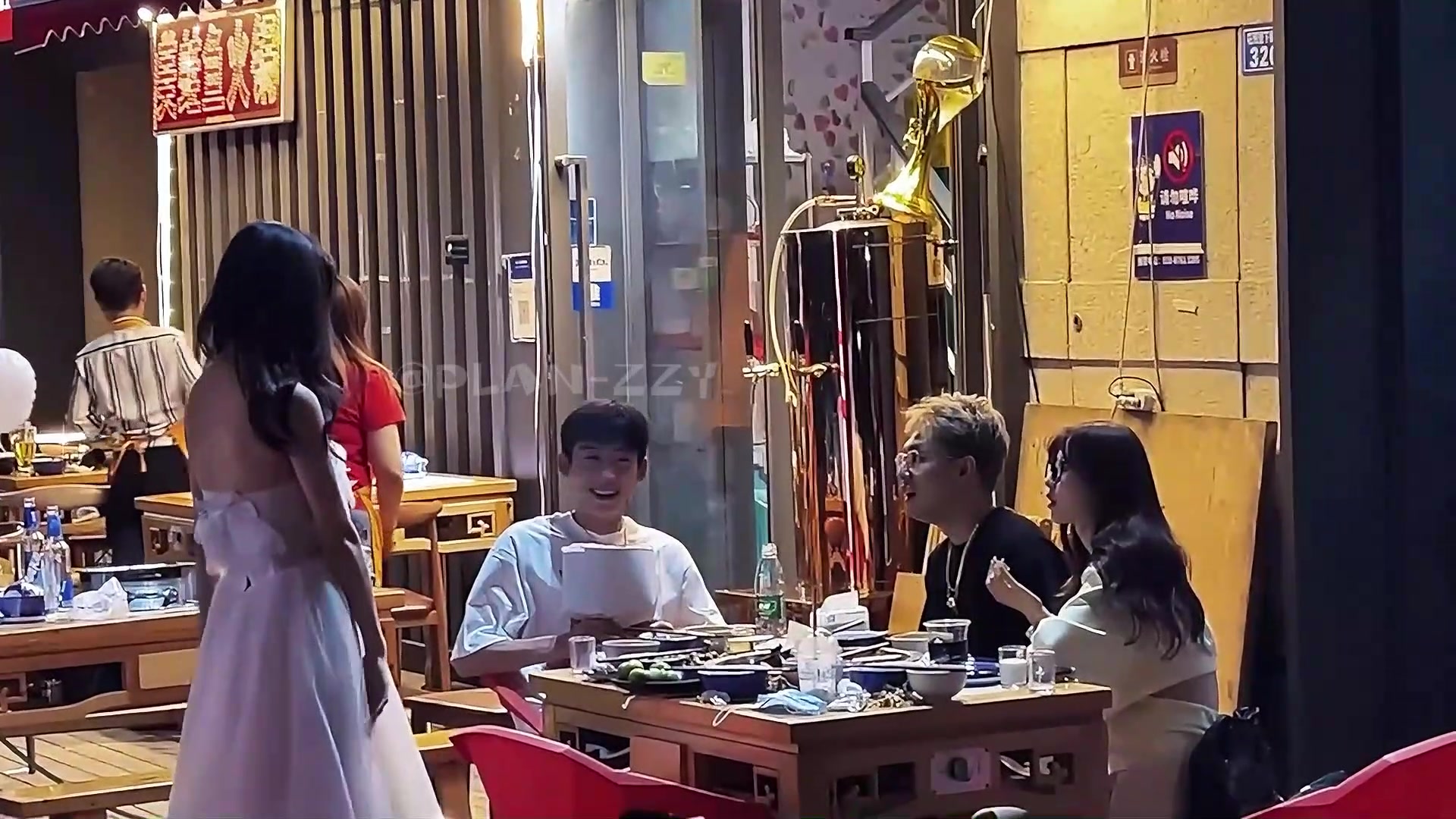 “但你本身就是星星，就是浪漫” 丨轻快纯音乐丨Pick a star for you丨春天的小调-萝藦无忧-默认收藏夹-哔哩哔哩视频