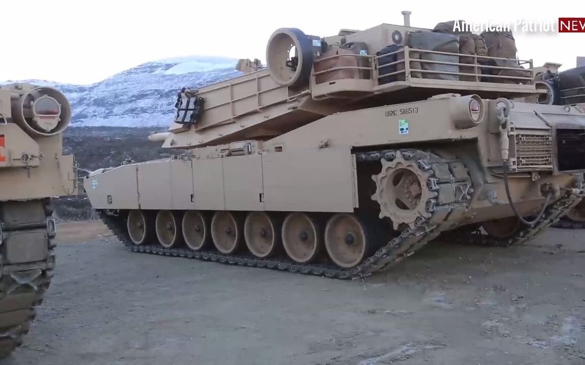 M1A2艾布拉姆坦克营救M1150突击破障车_哔哩哔哩_bilibili