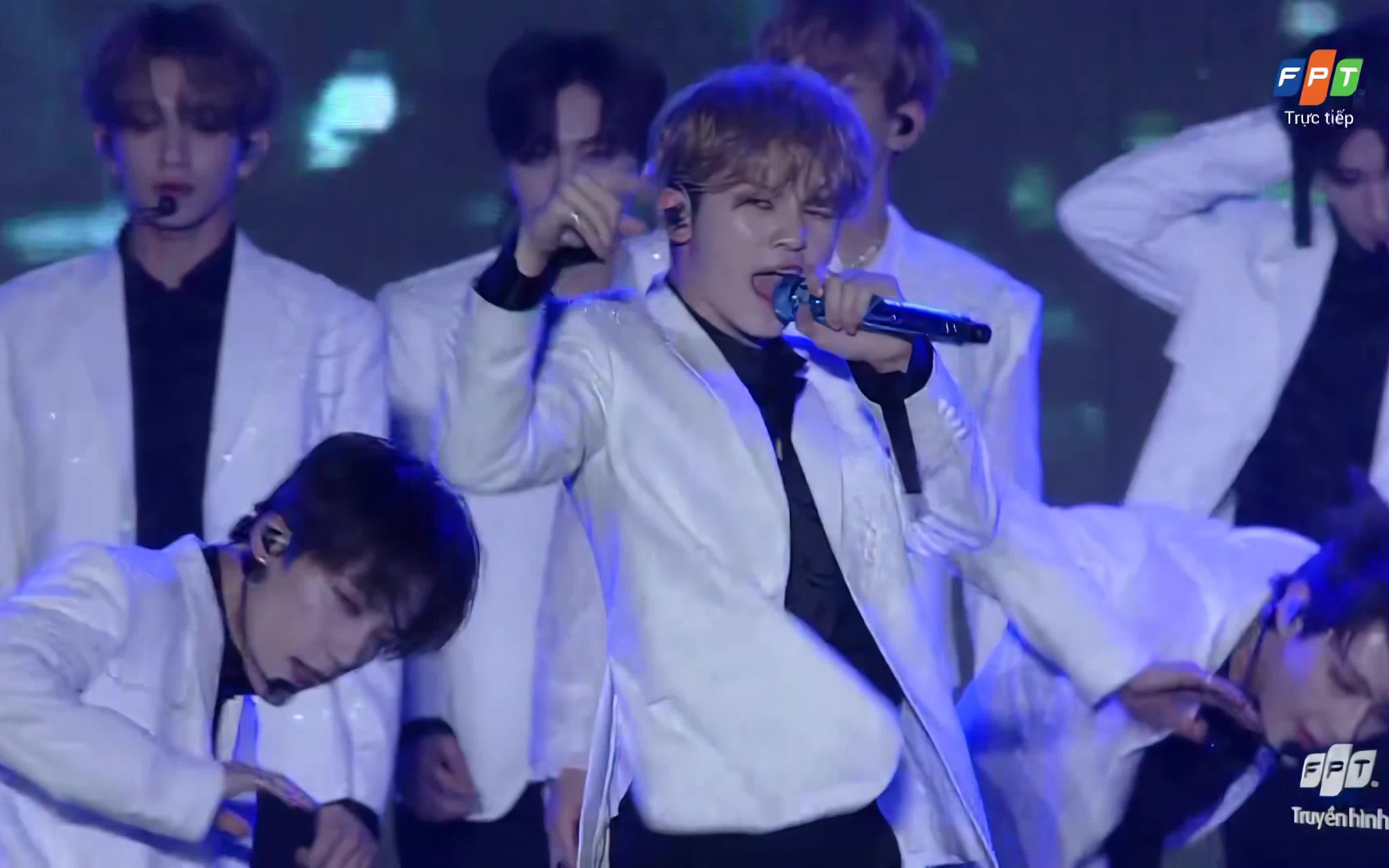 【Dove 4k】SEVENTEEN - FEAR & Happy Ending - 2019 AAA in越南 舞台4k修复 191126-Dove不做Dove-Dove不做Dove-哔哩哔哩视频