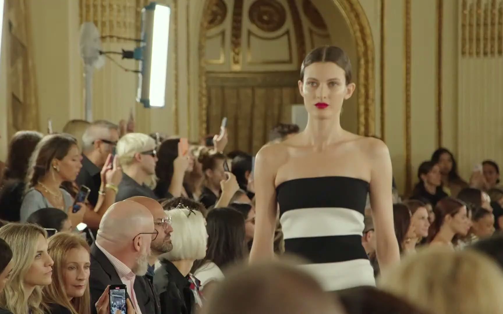 【Carolina Herrera】 New York｜S/S 2023 Collection_哔哩哔哩_bilibili