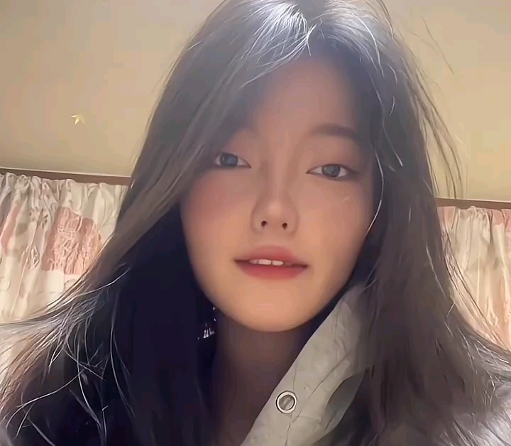 你的甜系女友之一yuumeilyn linhai_cute onlyfans近期有点火的女孩