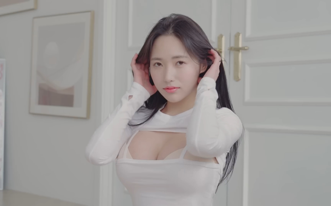 清纯美女 yeonhwa underwear lookbook-CV打发-CV打发-哔哩哔哩视频