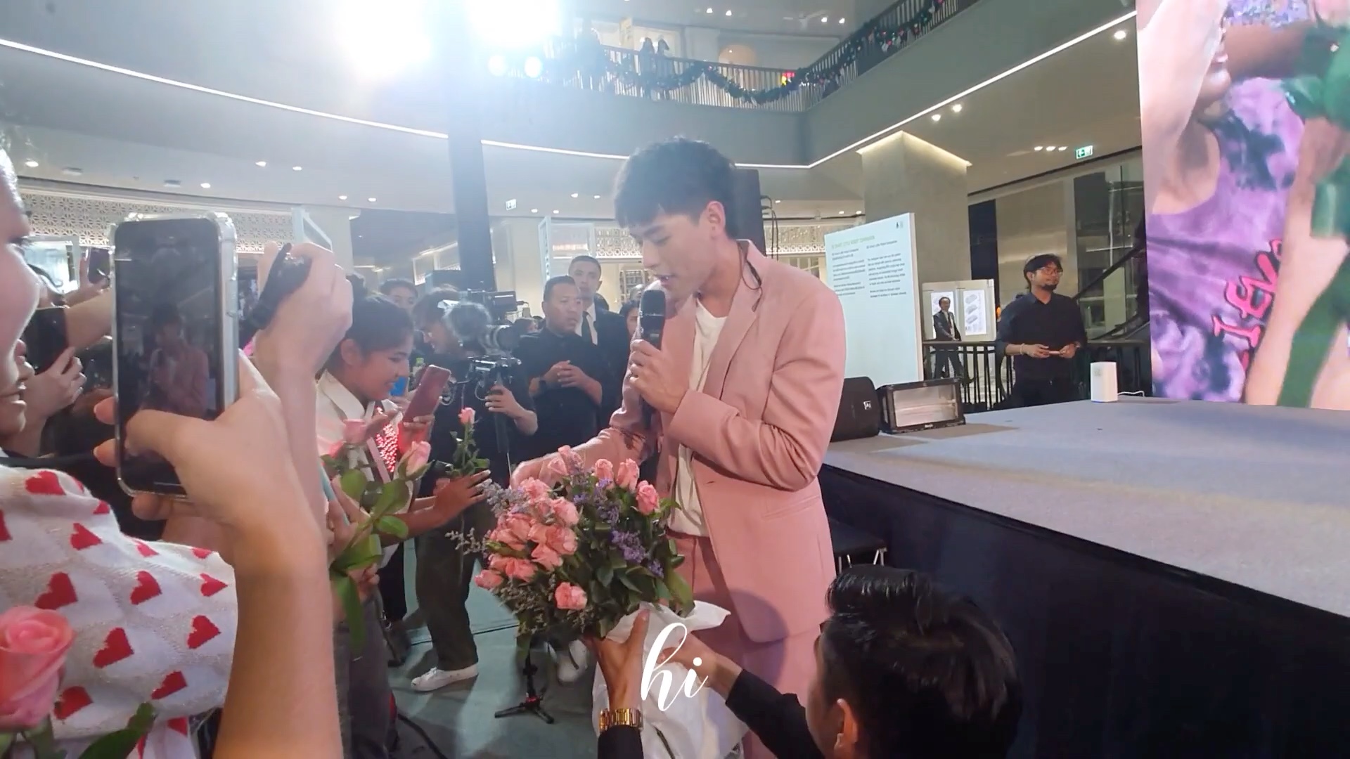 [BKPP] 老婆来送花花啦 191224 - You Are My Everything + หนาวนี้_哔哩哔哩_bilibili