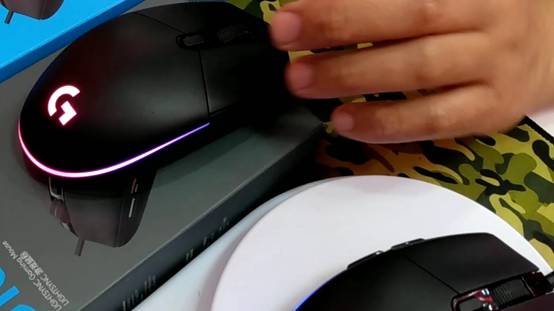 罗技G102有线游戏鼠标一代和二代的区别_哔哩哔哩_bilibili