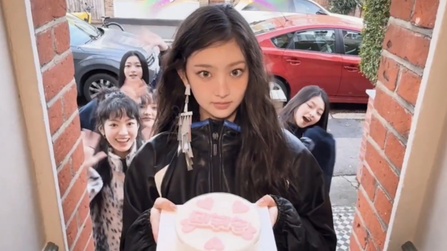 新女团KiiiKiii新曲DEBUT SONG MV公开-66旭日188-默认收藏夹-哔哩哔哩视频