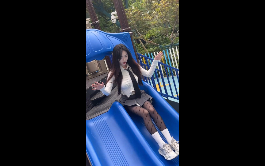 不是吧 这样也能撩裙杀变装 我究竟图你什么 歌曲受益者 资甜 资甜 哔哩哔哩视频
