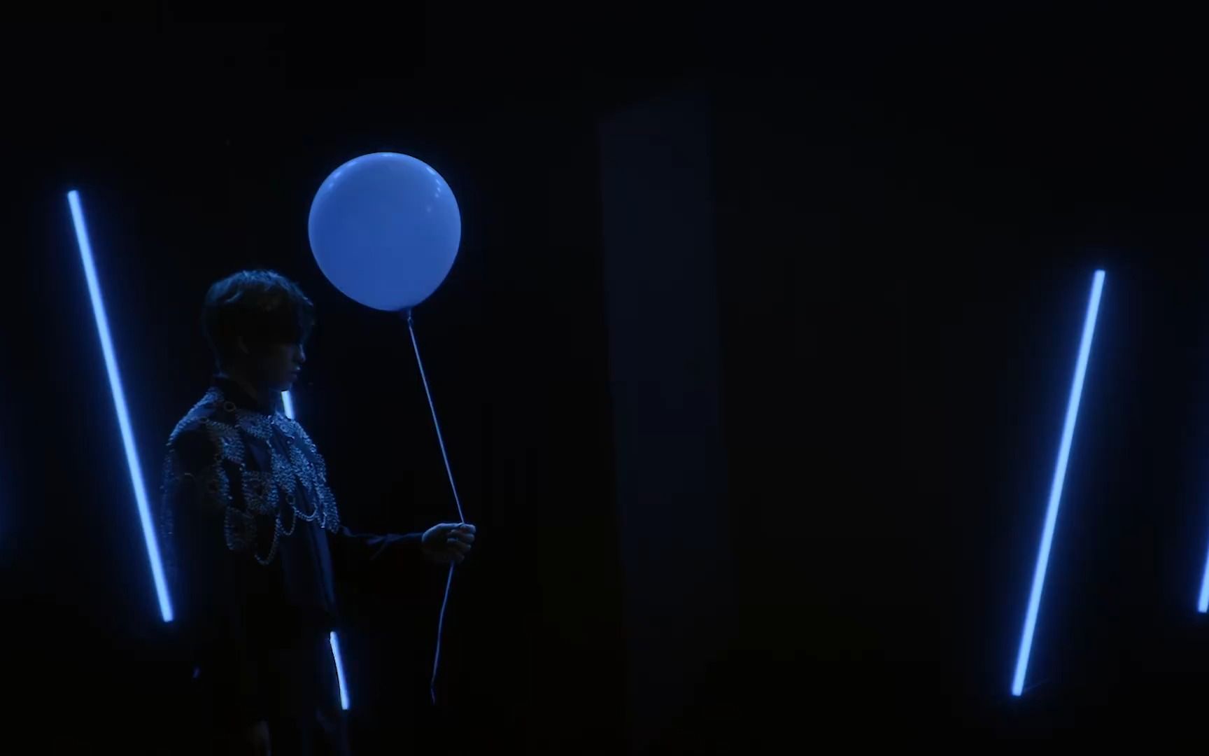 【余景天Tony】Attention Official Performance Video-FM821余景天频道-FM821余景天频道-哔哩哔哩视频