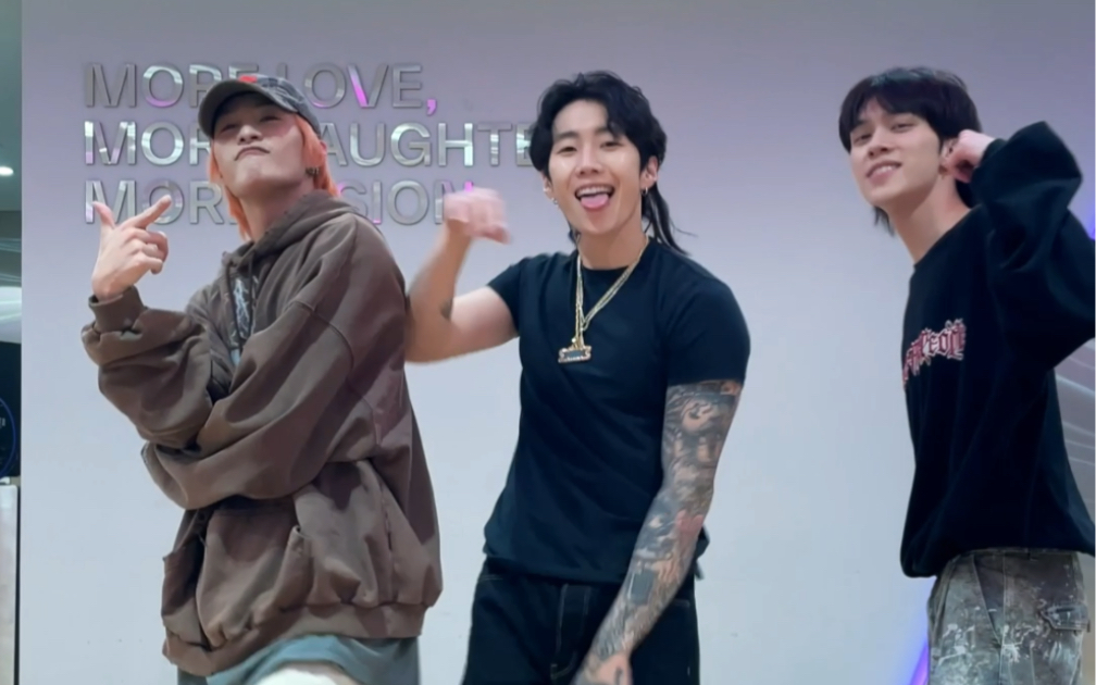 Why? 要看这支challenge的理由: #JayPark 💚-WayV_official-WayV_official-哔哩哔哩视频