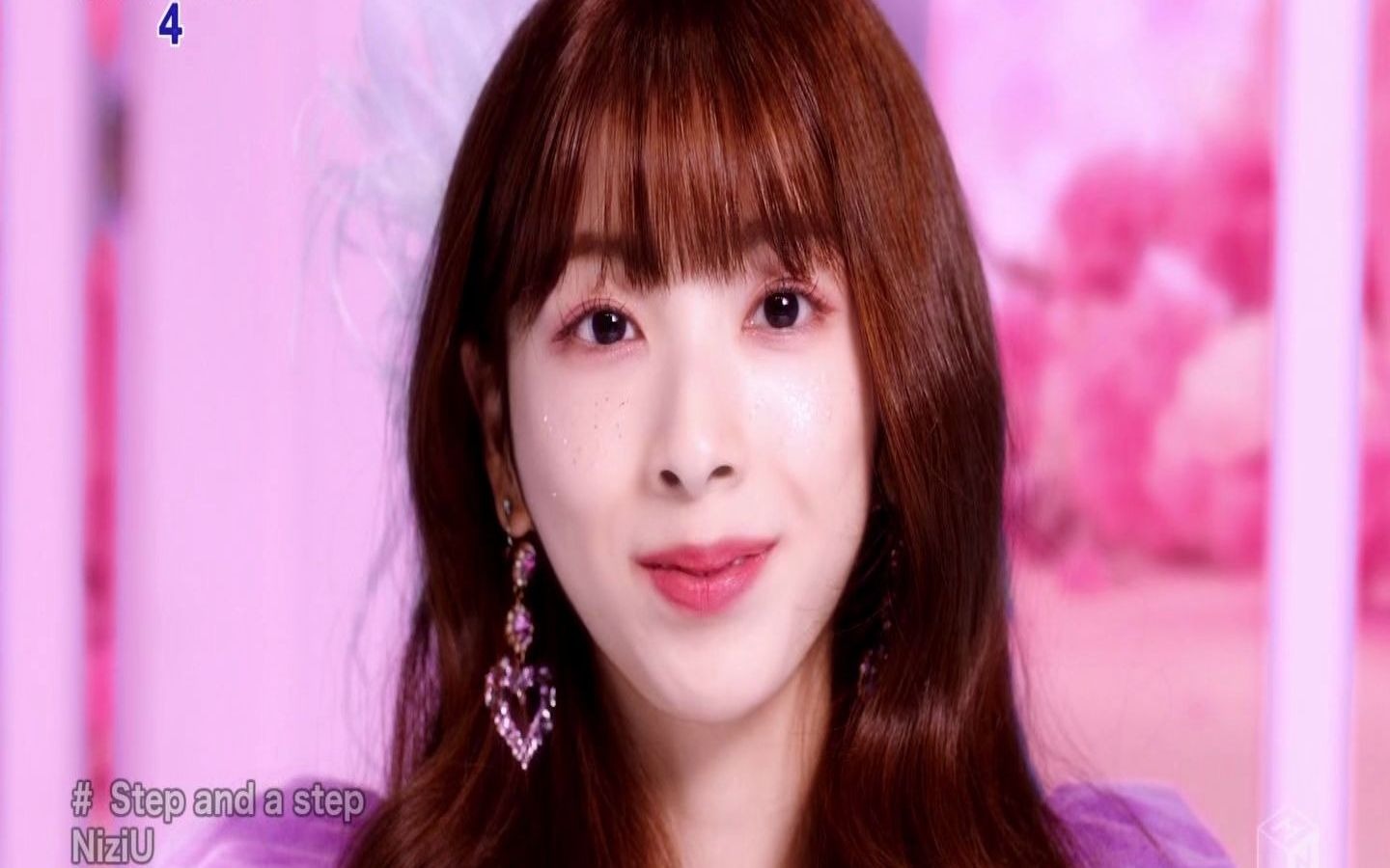 【NiziU】Step and a step_哔哩哔哩_bilibili