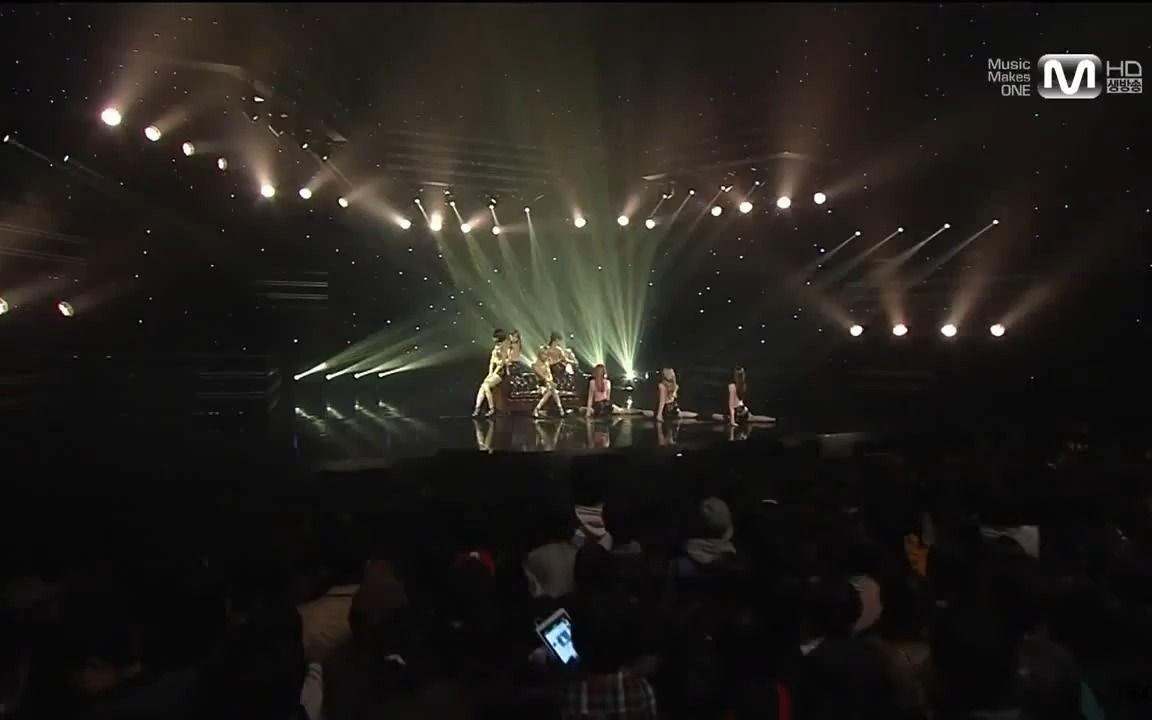 0001.音悦台-AOA - 动摇 Mnet M!CountDown现场版 中韩字幕(YeoNine制) 13_10_17[超清版]_哔哩哔哩_bilibili