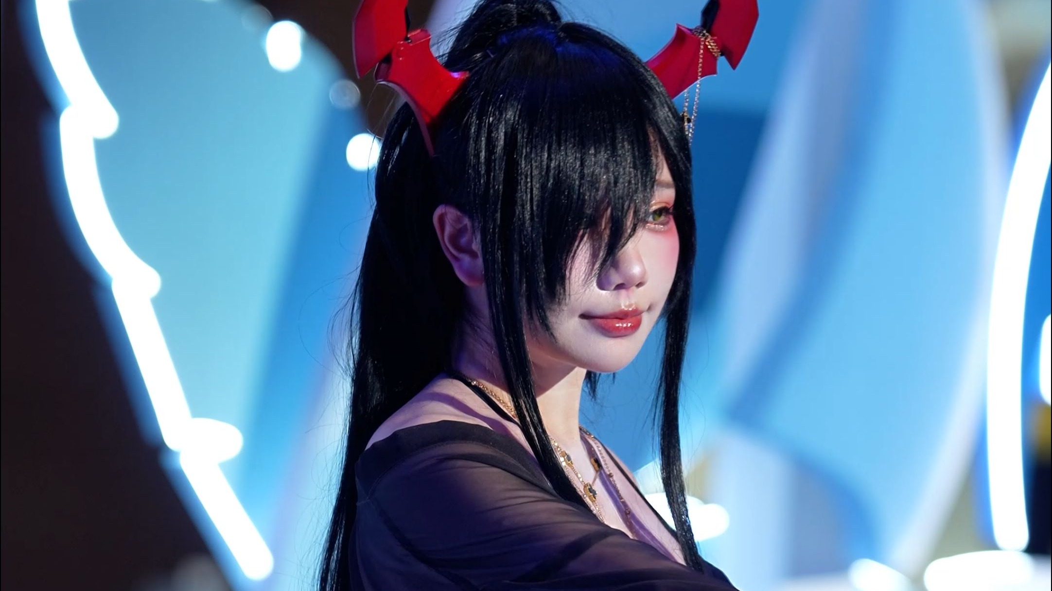 【4K60P】2025碧蓝航线清凉节coser舞台走秀(无删减)-bilibili(B站)无水印视频解析——6li6在线工具箱