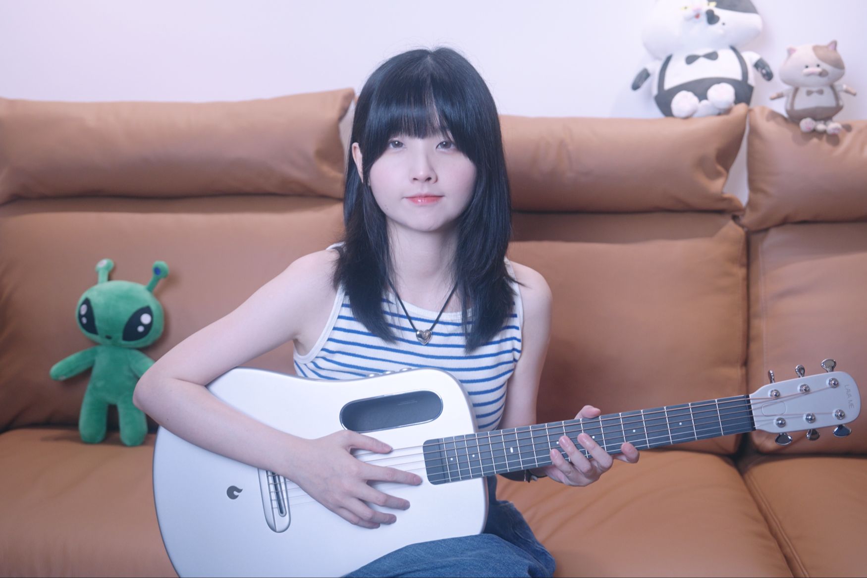 【吉他】弹一小段toe的two moons，拿火新吉他音色分享-Kaoru兔兔-Kaoru兔兔-哔哩哔哩视频