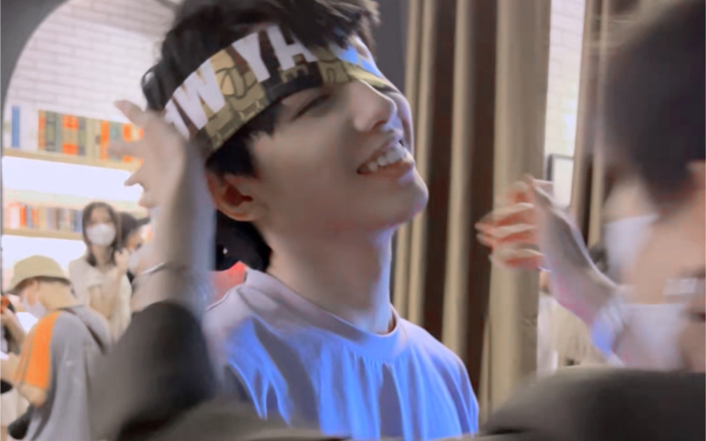 【Wolves/487/性转】IVL女明星是吧？