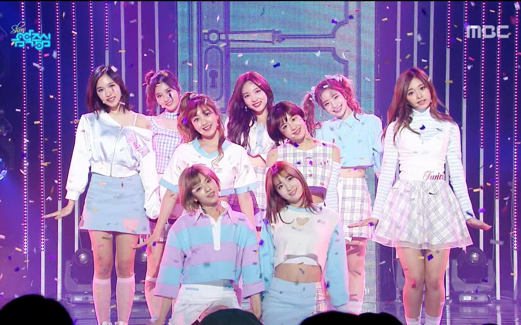 【60FPS】【回顾】170318 TWICE - Knock Knock 音乐中心舞台_哔哩哔哩 (゜-゜)つロ 干杯~-bilibili