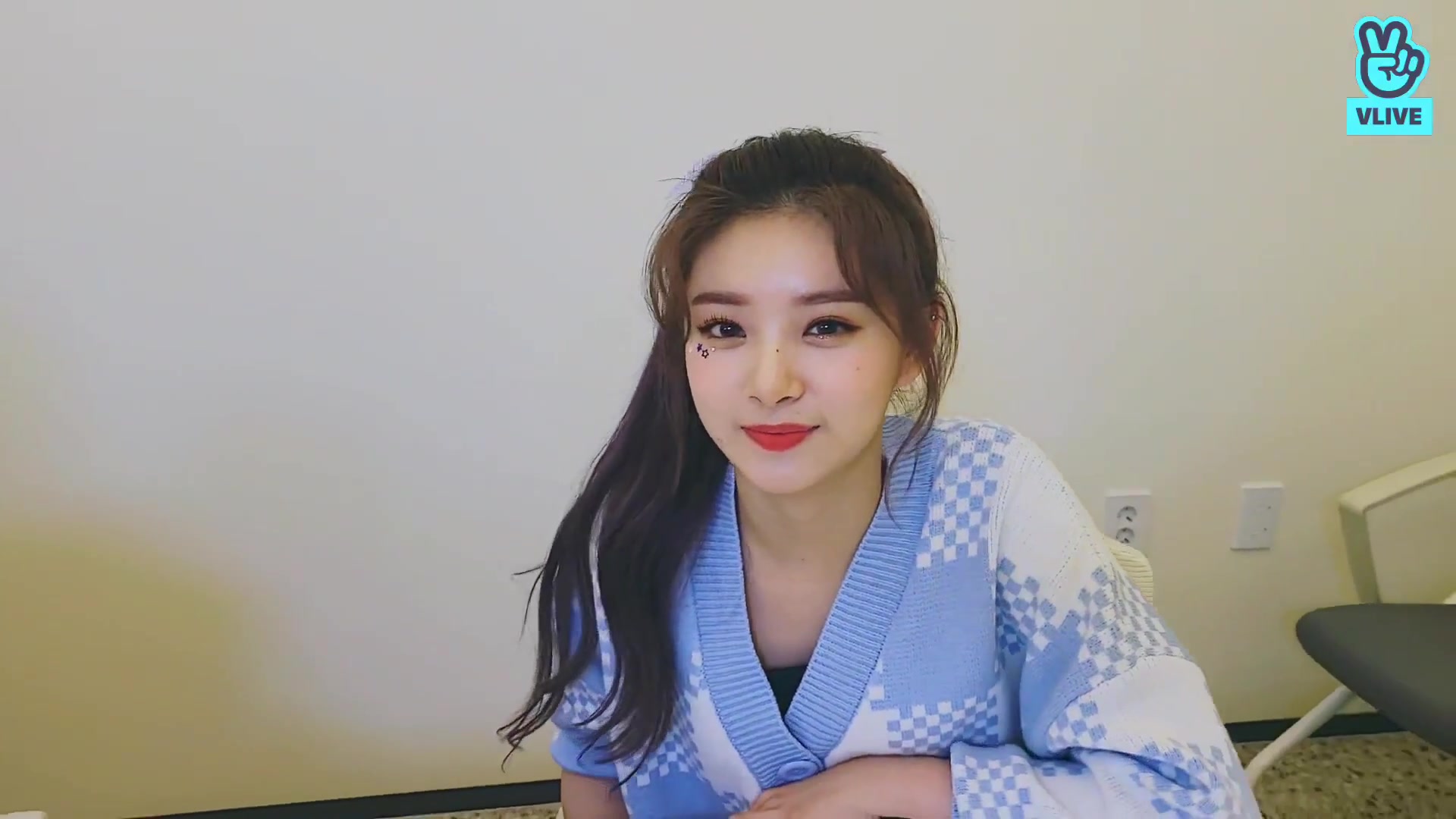 201010 签售会后vlive短直播-melcony-melcony-哔哩哔哩视频