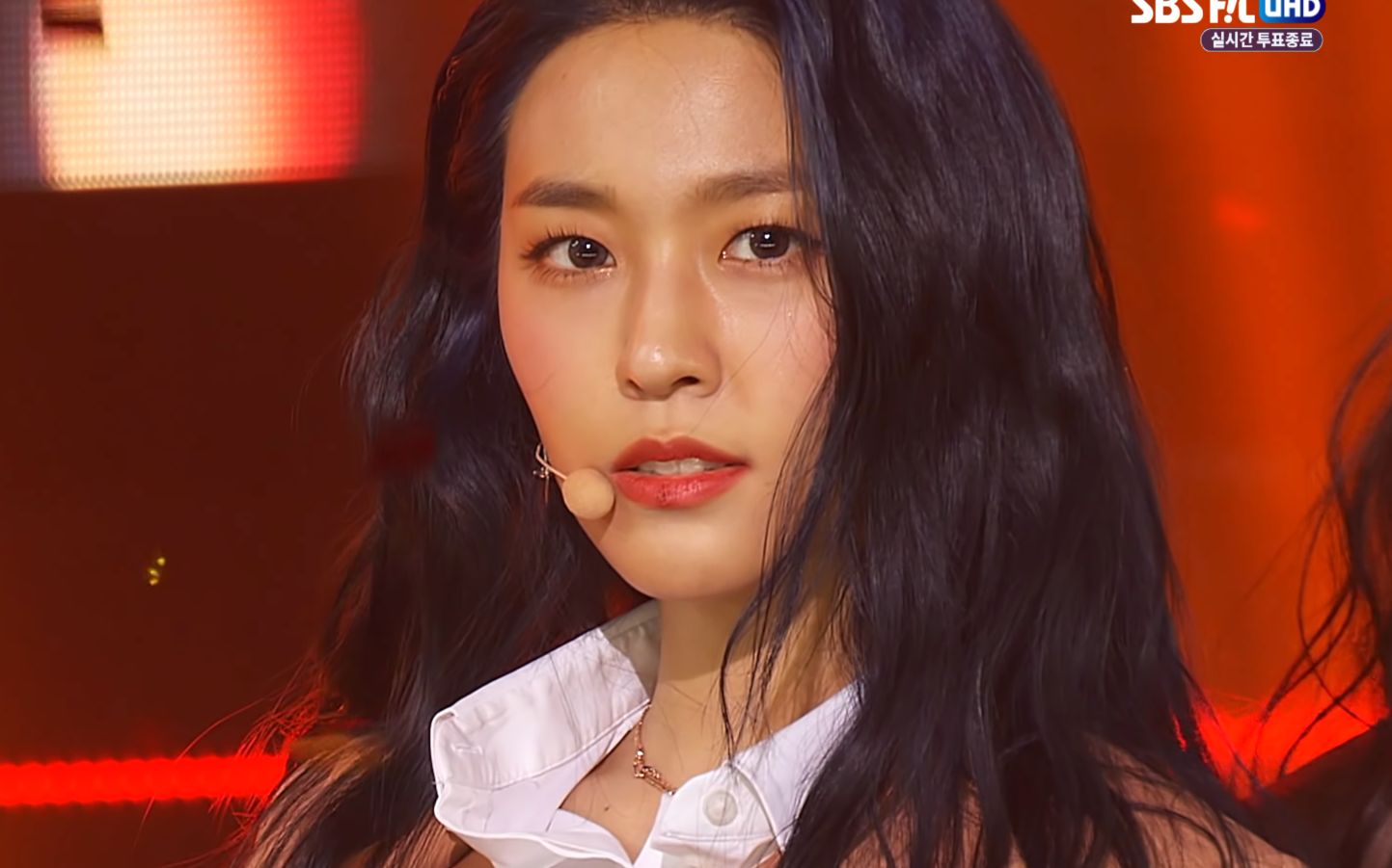 【4K/60FPS/画质提升】AOA/'Come See Me'/现场,收藏级画质-喜欢看4k的里里-喜欢看4k的里里-哔哩哔哩视频