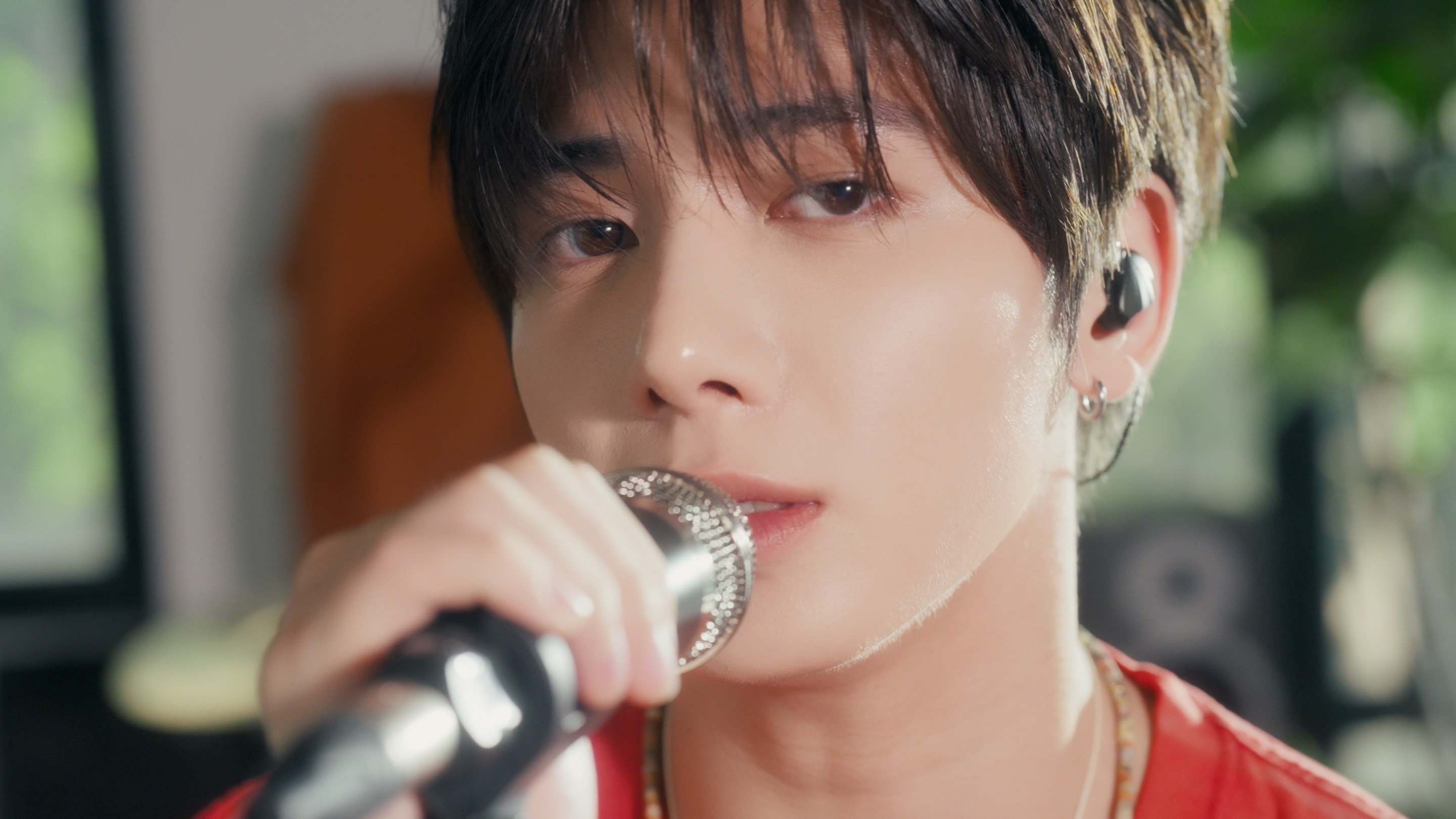 TAEHYUN's Ai to Highball (Original Song: LET ME KNOW) Live Clip - TXT-TXT_OFFICIAL-TXT_OFFICIAL ...