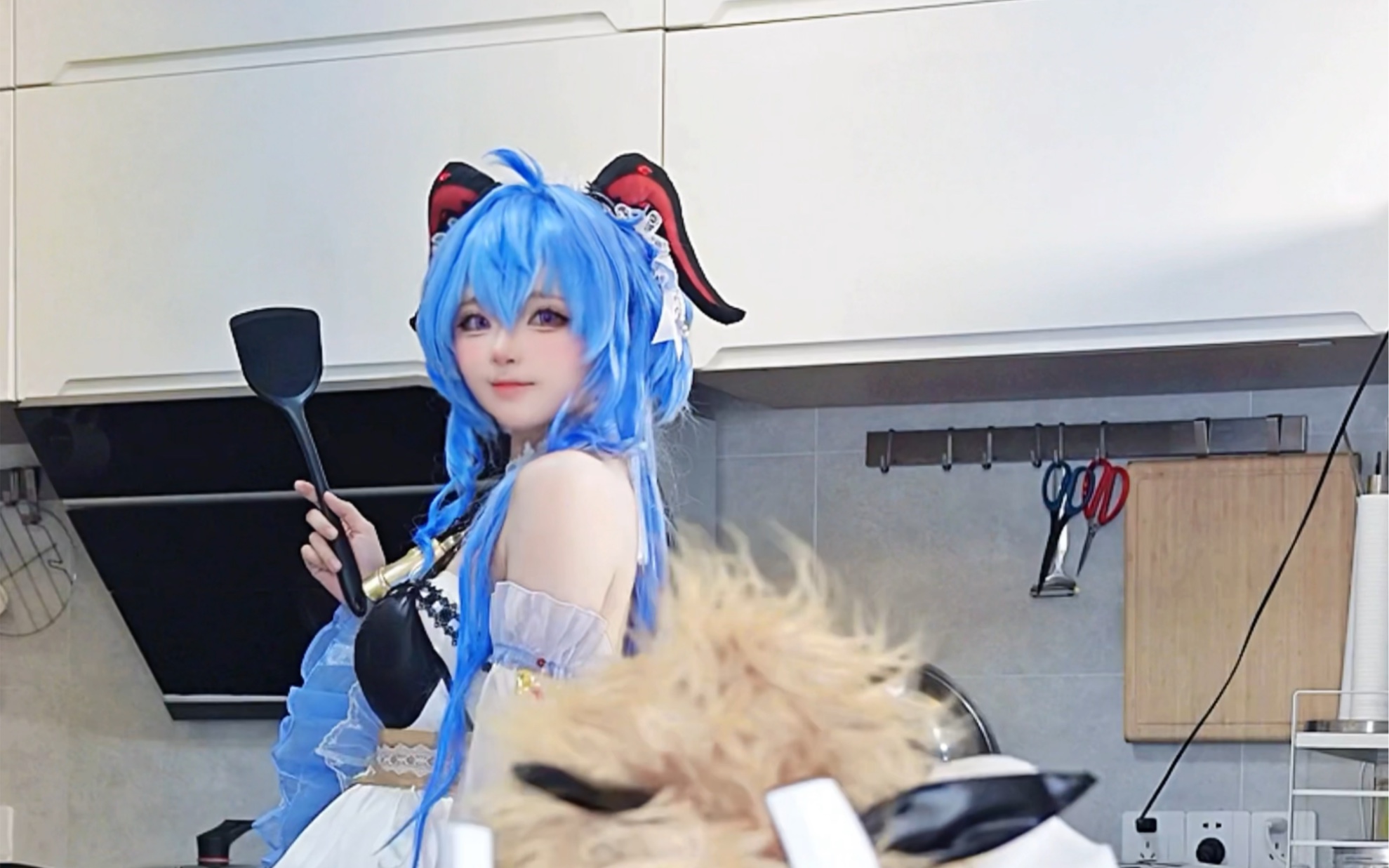 一开始竟猜错了主角-小柔SeeU-小柔SeeU-哔哩哔哩视频