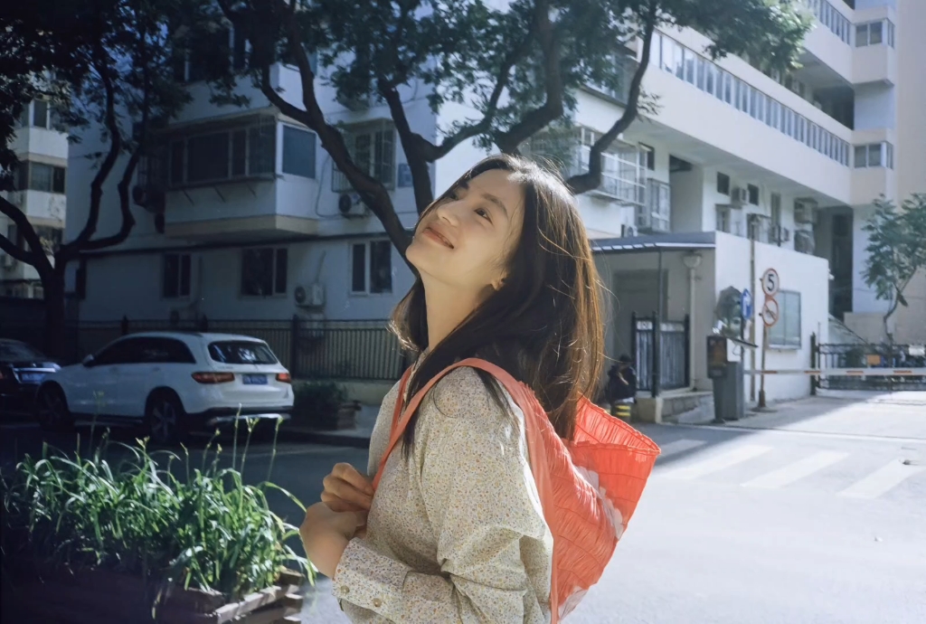 赵雷《程艾影》沃尔沃-S90宝华B&W - 后座模式-环工系最皮青年-ss-哔哩哔哩视频