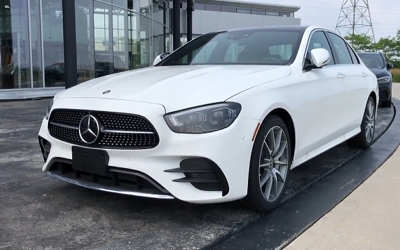 2022梅赛德斯奔驰E350 4-Matic_哔哩哔哩_bilibili
