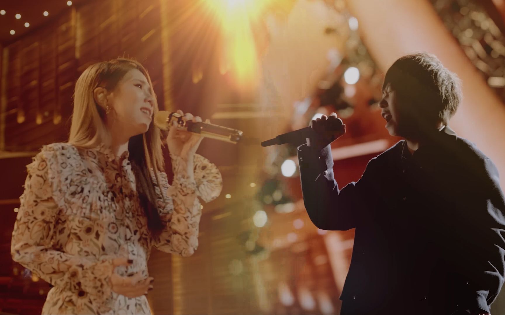 【官方演唱会MV】G.E.M邓紫棋×MAYDAY五月天《为你写下这首情歌》（LIVE）-酷狗音乐-酷狗音乐-哔哩哔哩视频