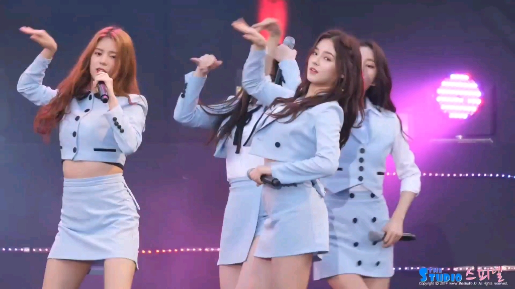 MOMOLAND Nancy fancam - BBoom BBoom_哔哩哔哩_bilibili