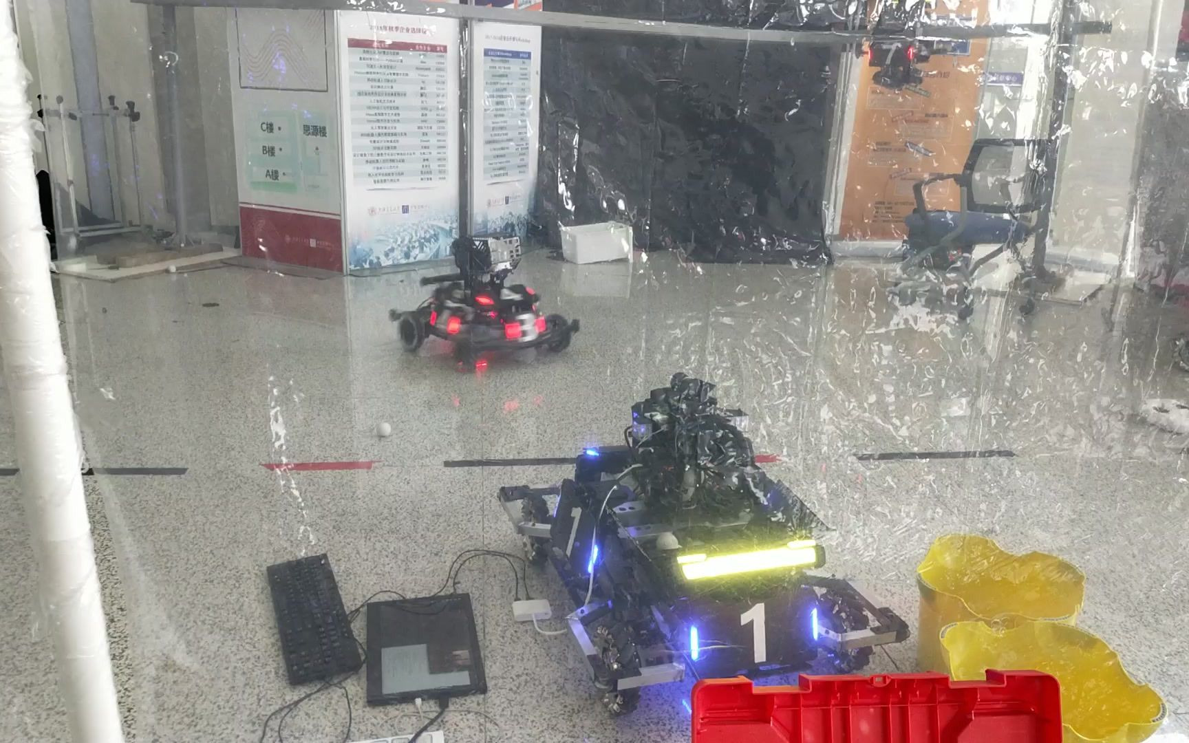 Robomaster 2019 英雄击打小陀螺步兵_哔哩哔哩_bilibili