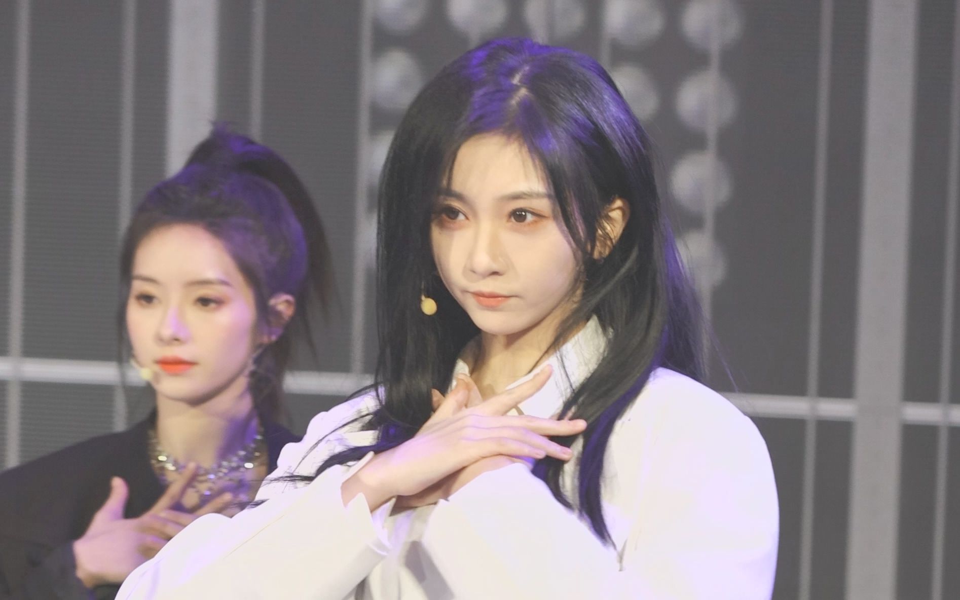 【赵佳蕊】【SNH48】20230312 白色情人节公演 神魂颠倒 Focus-欧气爆棚-赵佳蕊-欧气爆棚-赵佳蕊-哔哩哔哩视频