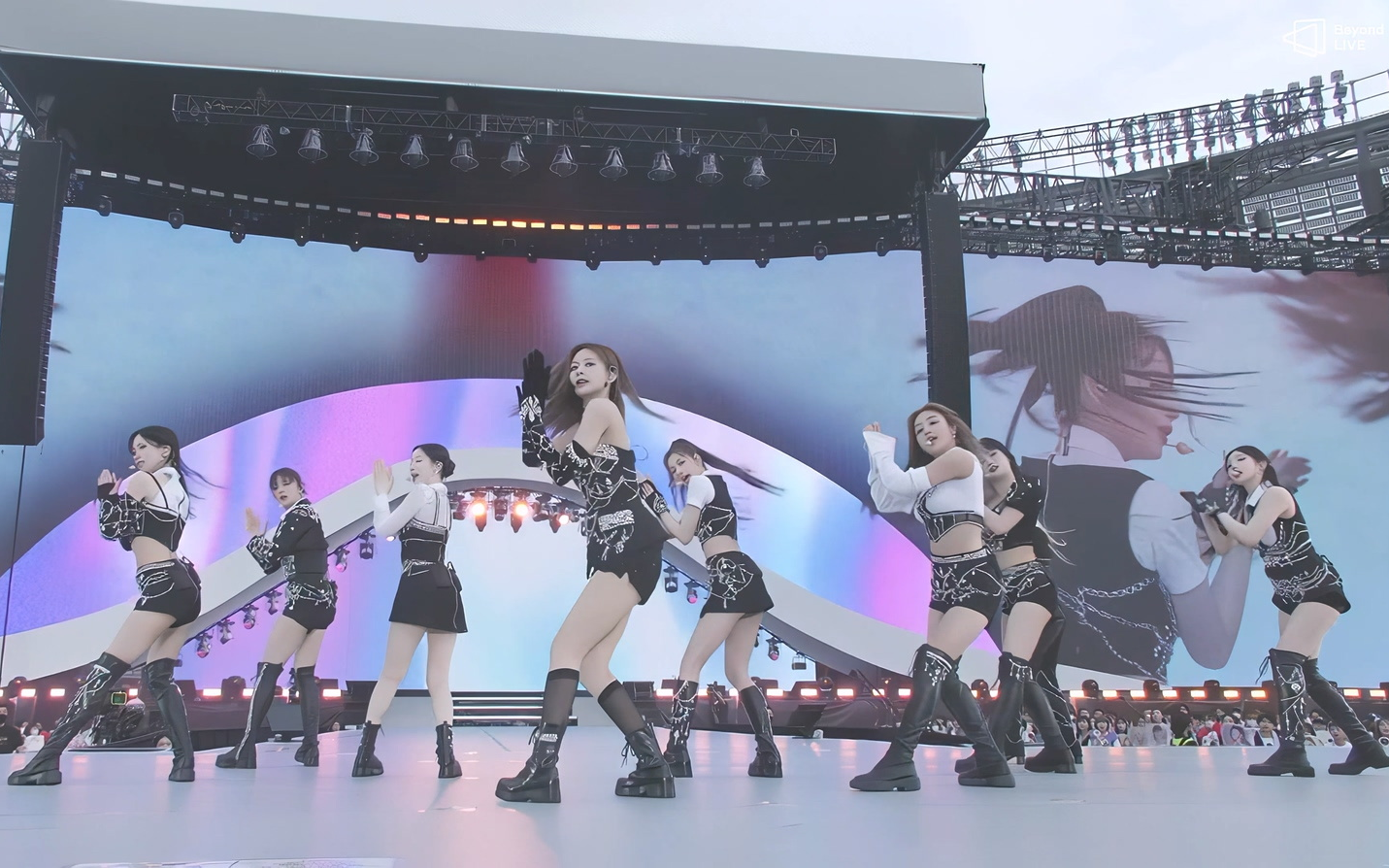 【4K 舞台】TWICE《 MOONLIGHT SUNRISE 》5TH WORLD TOUR ‘READY TO BE’ IN JAPAN 20230521-LiLiDance ...