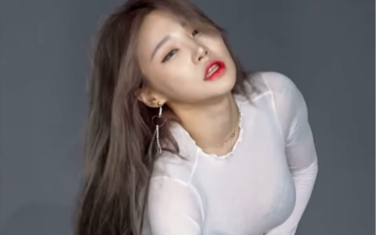 【Girl Crush/Taeri】泰丽来袭，爆炸输出！-女团能量站-女团能量站-哔哩哔哩视频