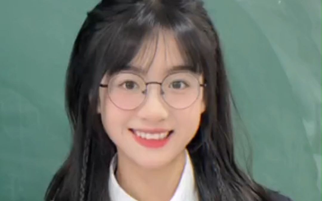 甜妹也会出手 Xiaoxiao啊v Xiaoxiao啊v 哔哩哔哩视频