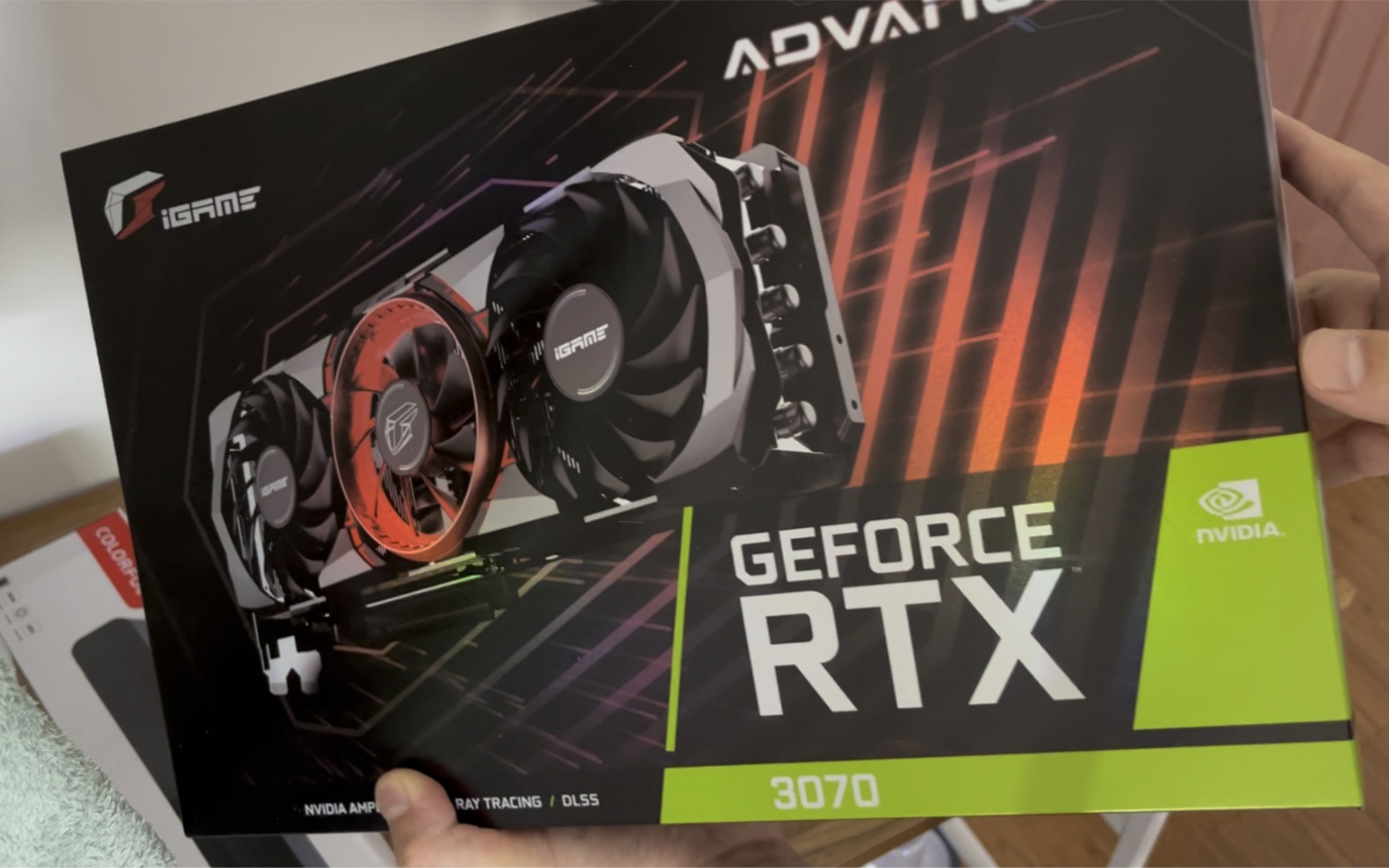 京东618入手七彩虹adoc 3070 8G 开箱视频，看起来成功下山了_哔哩哔哩_bilibili