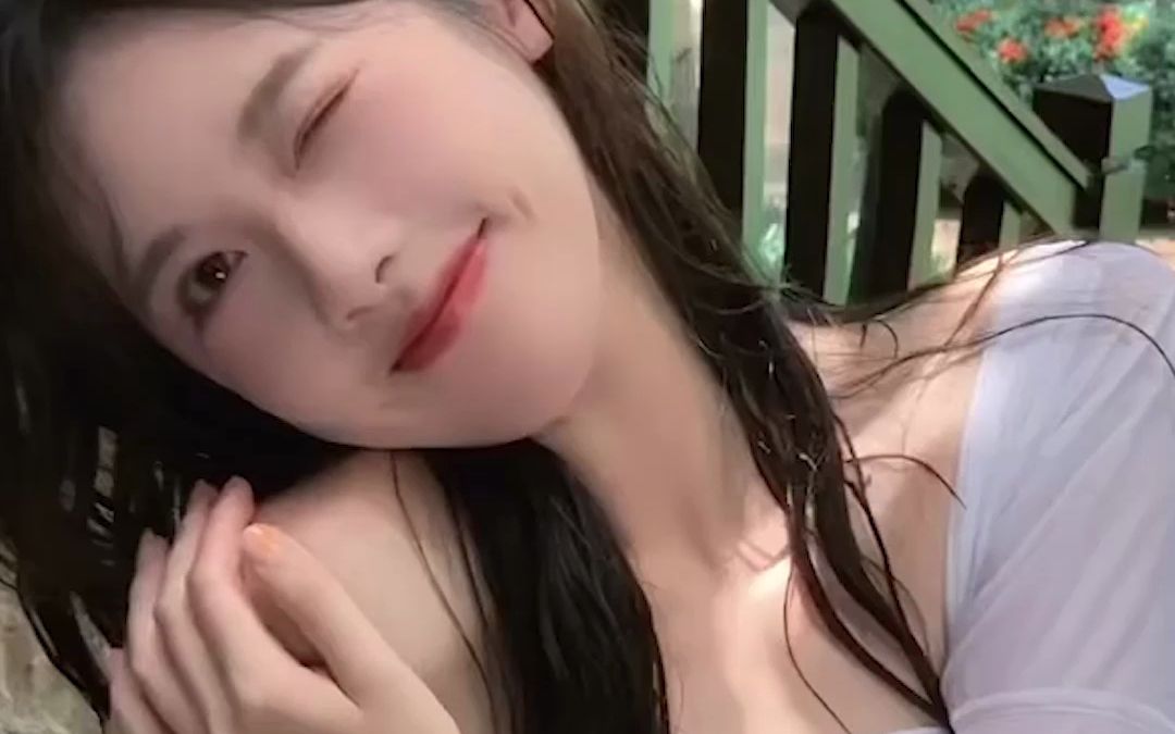 “这颜值震撼了我妈一整年!"-月_柒-月_柒-哔哩哔哩视频